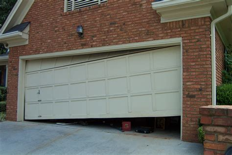 How to Diagnose Common Garage Door Problems - The Binder Blog